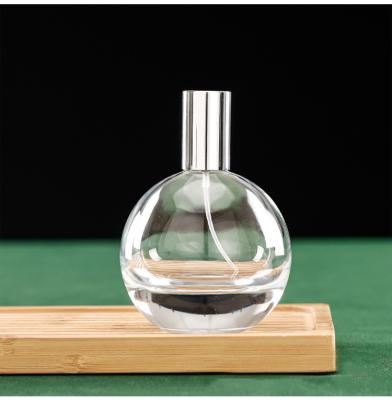 Cina Bottiglia vuota dei cosmetici del sotto della bottiglia 75ml del vapore leggero profumo sferico trasparente inferiore spesso della baionetta in vendita
