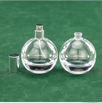 Cina Bottiglia vuota dei cosmetici del sotto della bottiglia 75ml del vapore leggero profumo sferico trasparente inferiore spesso della baionetta in vendita