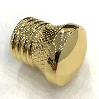 중국 둥근/사각/장방형/주문을 받아서 만들어지는 매끄러운 표면 Zamac 냄새 마개 병 마개 판매용