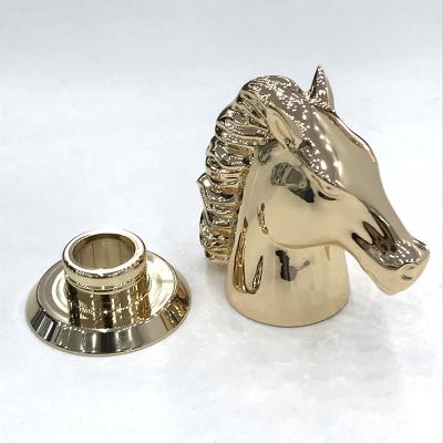 China Superfície lisa Zamac Botella de perfume tampa 32 * 56 * 57mm cor personalizada 10000pcs à venda