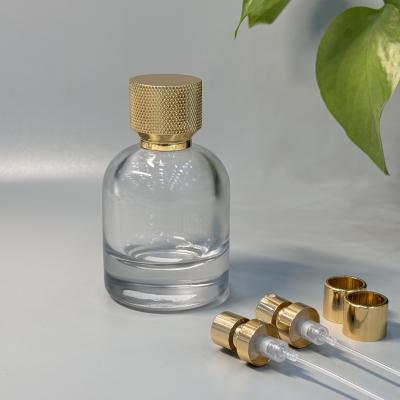 Cina Aggiornare il packaging del profumo di zinco legato metallico cappuccio profumo disegno personalizzabile e materiale per la personalizzazione in vendita