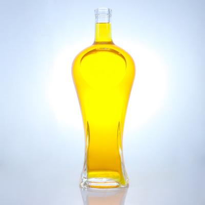 Cina Bottiglia di vetro a forma di tappo di sughero trasparente o personalizzata per whisky, vodka, tequila, gin e rum in vendita