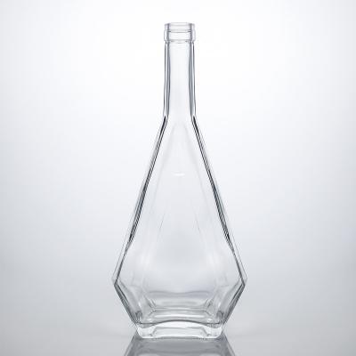 Cina Brandy Vodka Tequila Bottiglia di vetro con capo di sughero e forma poligonale caratteristica in vendita