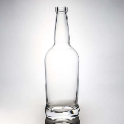 Cina Collare in vetro con logo personalizzato Bottiglia rotonda di liquori da 700 ml per vodka brandy whisky e altro in vendita