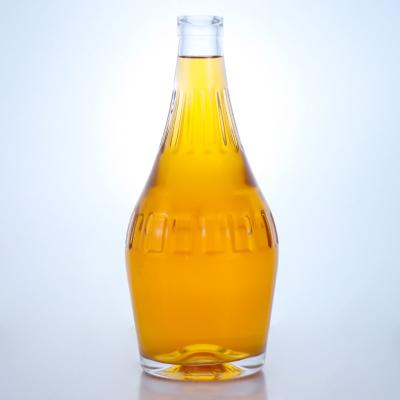 Cina Bottiglia di vetro di pietra trasparente di 700 ml di design elegante per champagne in vendita