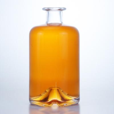 Cina Bottiglia in vetro di alto pietra per gin rum champagne brandy tequila whisky 750 ml di capacità in vendita