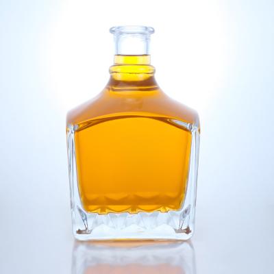 Cina Bottiglia in vetro da 750 ml per Gin Rum Champagne Brandy Whisky Liquor in vendita