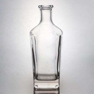 Cina Tequila bottiglia di vetro a pietra alta con logo personalizzato in sughero 700ml 800ml 1000ml vuoto in vendita