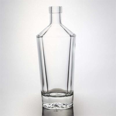 Cina Tipo di sigillatura Cork 500ml 800ml 1000ml Bottiglia di vetro a forma rotonda alta di pietra per liquori in vendita
