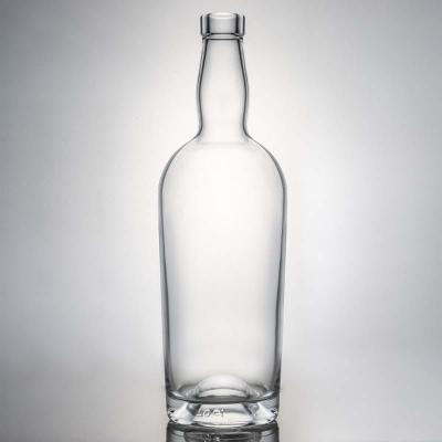 Cina Logo personalizzato High Flint Gin Rum Liquor Bottiglia di vetro con sughero 700ml 800ml 1000ml in vendita