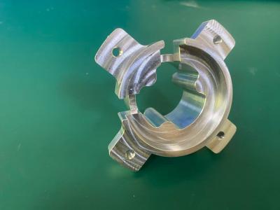 중국 정밀 CNC 가공 5 축 알루미늄 부품 ISO9001: 2015 인증 100% 검사 및 사용자 정의 크기 판매용