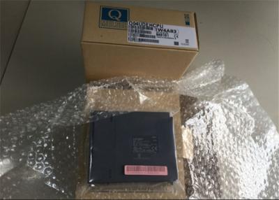 China Tipo regulador programable Q04UDVCPU 5 V DC de la entrada análoga de la lógica del PLC en venta
