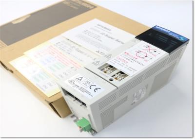 中国 Yaskawa産業Yaskawaサーボ ドライブ50W 100V SGDS-A5F01A IE 1の効率 販売のため