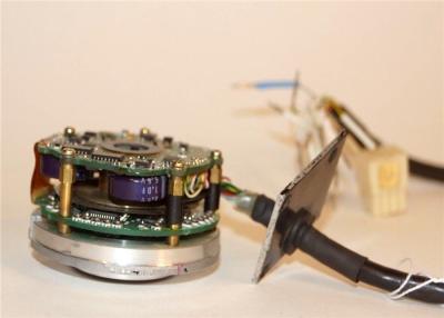 Chine La série interne ÉLECTRIQUE UTMAH-B12DA des encodeurs UT de YASKAWA pour le servo et l'axe à C.A. circule en voiture à vendre