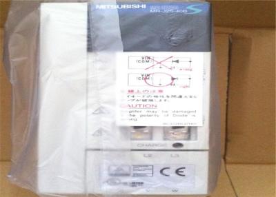 중국 자동 귀환 제어 장치 모터 드라이브 MR-J2S-20B HC-MF23 모터를 가진 3 단계 200W AC 자동 귀환 제어 장치 증폭기 판매용