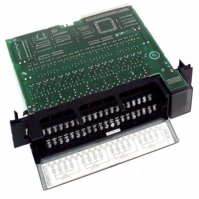 China 5/12/24 VDC de lógica negativa, 0 .5 A por el punto (1 grupo de 16) 16 puntos de GE IC200MDL743 VersaMax del módulo de salida discreto en venta