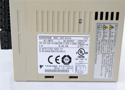 중국 새로운 고유 YASKAWA I50 와트는 0.64A 모터 SERVOPACK SGDS-A5A12A 자유로운 선박을 출력했습니다 판매용