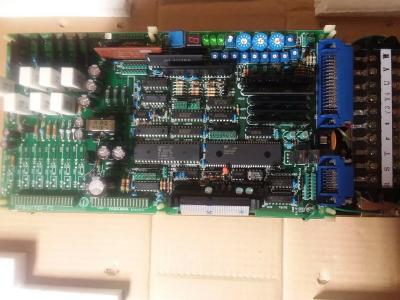 China KILOVATIO SERVO SERVO 200 V DEL ANÁLOGO 1 DEL REGULADOR DE LA IMPULSIÓN SERVOPACK DE LA CA DE YASKAWA CACR-SR10SB1AF en venta