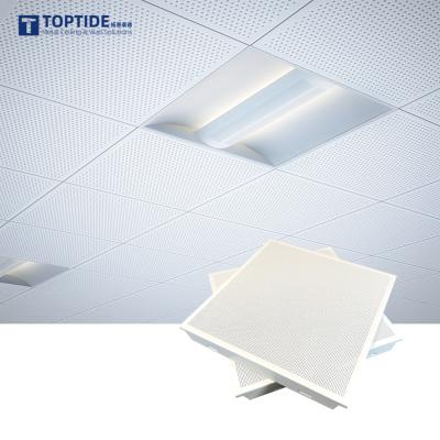 Cina Alta Durabilità Piastrelle di soffitto in metallo quadrato Spessore 1,2 mm Rivestimento in polvere in vendita