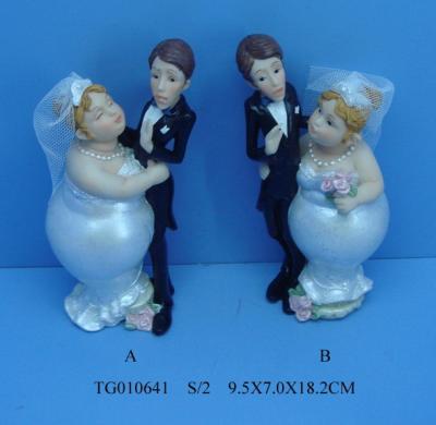 Cina Bambino popolare delle figurine delle coppie di nozze della resina a forma di per arte delicata variopinta in vendita