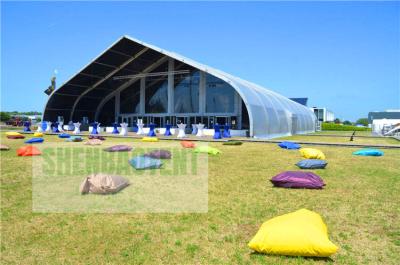 中国 一時的で長い寿命の建物10000平方メートルのSpecicalのでき事のテントの航空機のハンガーの 販売のため