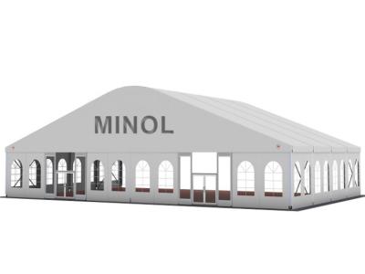 China Eine 20m x 40m erstklassige Struktur mit einer gebogenen Decke für völlig - temperaturgeregelte funktionellturnhalle zu verkaufen
