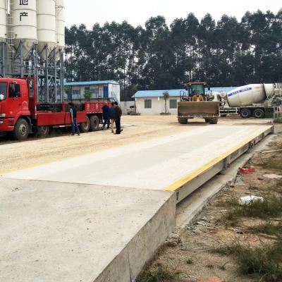 China Escala eletrônica do caminhão do platofrom de aço da báscula Q235 com placar à venda
