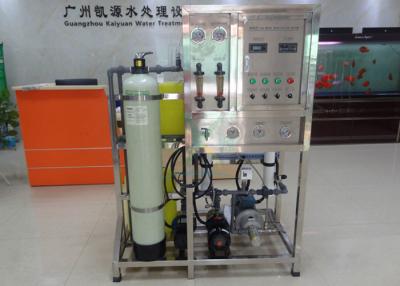 Cina sistema di desalificazione dell'acqua di mare 100LPH, carro armato del acciaio al carbonio del sistema di depurazione delle acque del mare in vendita