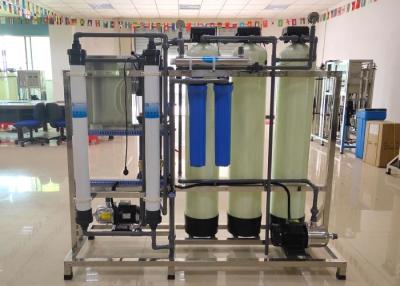Chine Filtre de traitement de l'eau d'ultra-filtration de 1000 LPH pour le boire de l'eau minérale à vendre
