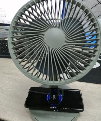 중국 4000mAh 배터리와 ABS 재충전이 가능한 탁자 팬들 휴대용 데스크 팬 판매용
