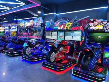 Side view of racing arcade machine