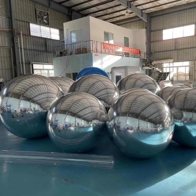 China Mais recente espelho inflável pendurado esfera de espelho de balão de espelho esfera de espelho gigante fechada bola de ouro / prata grande bola brilhante para decoração à venda