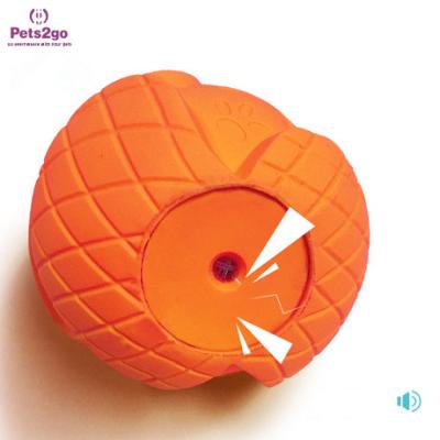 Chine Boule en caoutchouc adaptée aux besoins du client d'animal familier de Pets2go 72mm pour Cat Dog à vendre