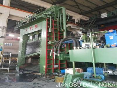 Κίνα 125KN τετραγωνικό φύλλο κουράς παλιοσίδερου πίεσης που κόβει τον υδραυλικό Drive τύπο προς πώληση
