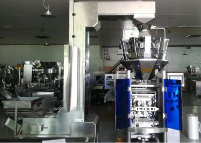 Cina Macchina verticale multifunzionale della guarnizione della forma del materiale di riempimento, macchina imballatrice automatica in vendita