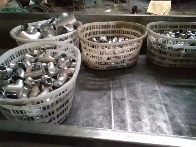 Cina 2205 il BACCANO lucidato W. Nr 1. 4462 accessori per tubi d'acciaio duplex sgomita/T dell'uguale per olio in vendita