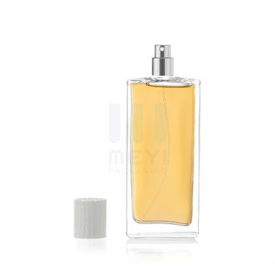 Chine Bouteille en plastique de parfum de luxe en rectangle/ovale/irrégulier pour usage cosmétique à vendre