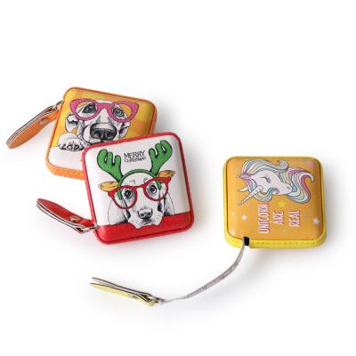 China Medida de fita de PU retrátil de dupla face com cor personalizável e faixa de 150 mm / 60 polegadas à venda
