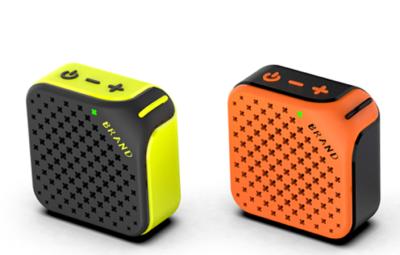 China Altavoces Bluetooth TWS Ligero con opción de colores múltiples 1-2 horas de duración de la batería Carga rápida en venta