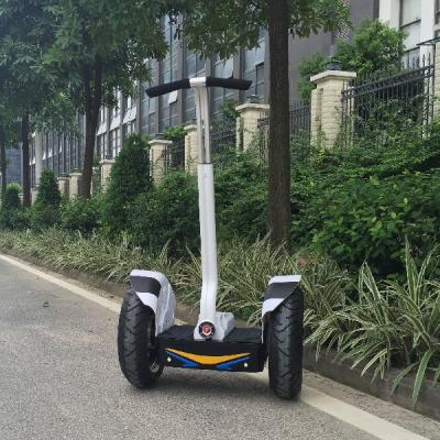 China Vespa personal campo a través del transportador, vespa eléctrica del LED de la rueda turística de la luz 2 en venta