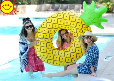 Cina Anello gonfiabile 160*90*28cm di nuoto del galleggiante dell'ananas dell'acqua del galleggiante dello stagno della frutta in vendita