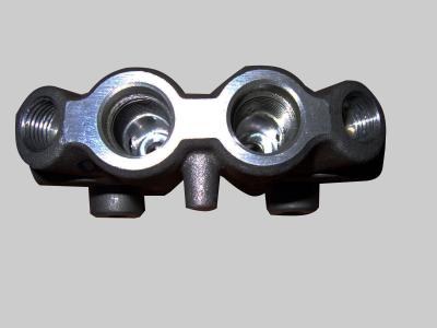 Cina La fresatrice automobilistica di CNC dei ricambi auto si separa il piegamento/che perfora in vendita