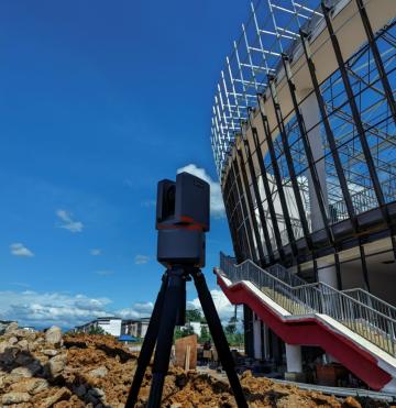 EasyScan T05 scanning irregular steel structure building