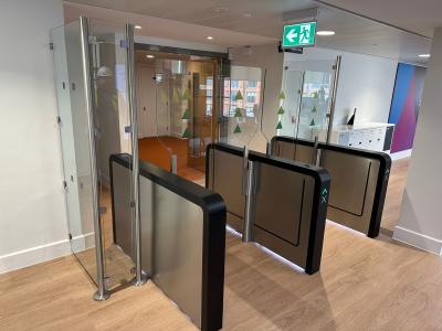 Chine Tournevis de porte à vitesse intelligente avec servo moteur pour le contrôle d'accès à vendre