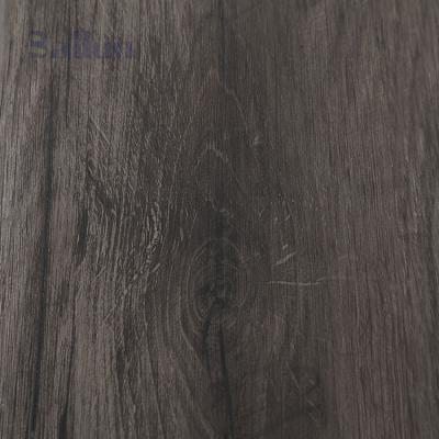 Cina Piastrelle di vinile di lusso SPC pavimenti stile di design moderno con impermeabile e antiscivolo in vendita
