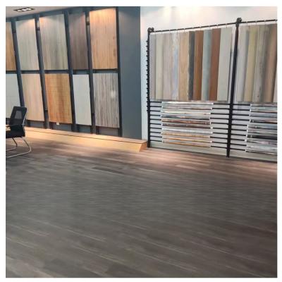 Cina 7mm Vinyl Floor Planks IXPE/EVA PVC Stone Powder Pavimenti SPC impermeabili in vendita