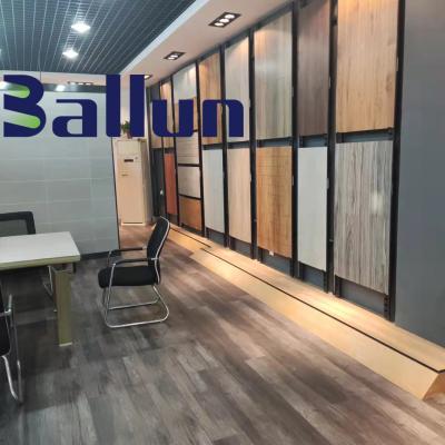 Cina Zhejiang produce tavole di pietra per pavimenti in PVC impermeabili con certificato CE in vendita