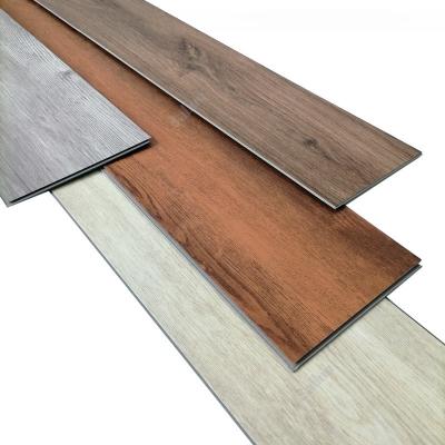 Cina Pavimenti SPC a blocco di clic in PVC certificati CE in dimensioni multicolori per assi di vinile di lusso in vendita