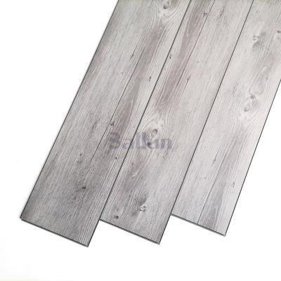 China Commerciële grauwe vinylvloeren met Uniclick-systeem en waterdicht PVC-foelie Te koop
