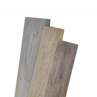 Cina Pavimenti in vinile impermeabile bellissima casa in legno clicca a piastra con polvere di PVC in vendita